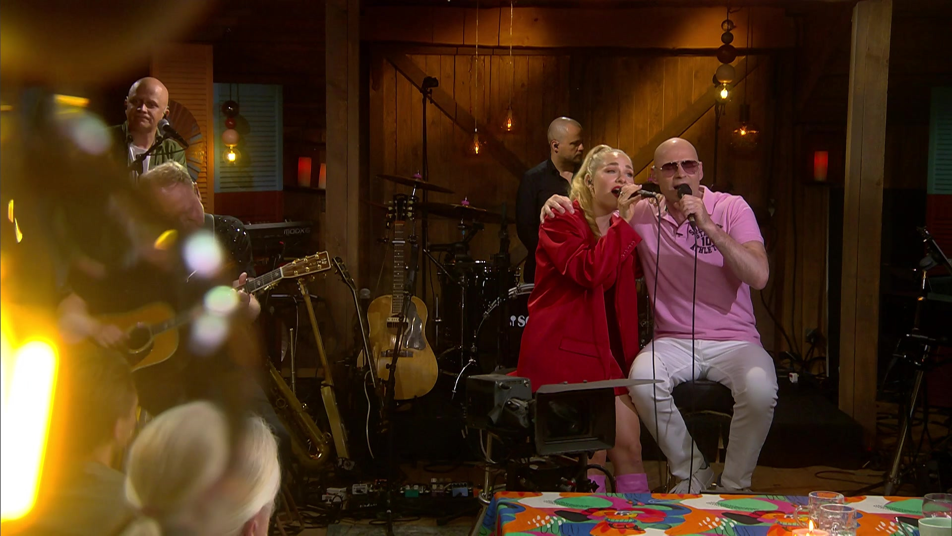 Vain Ruudussa! Ilta ja Jussi Rainio duetoivat pysäyttävästi Taivas maan ...