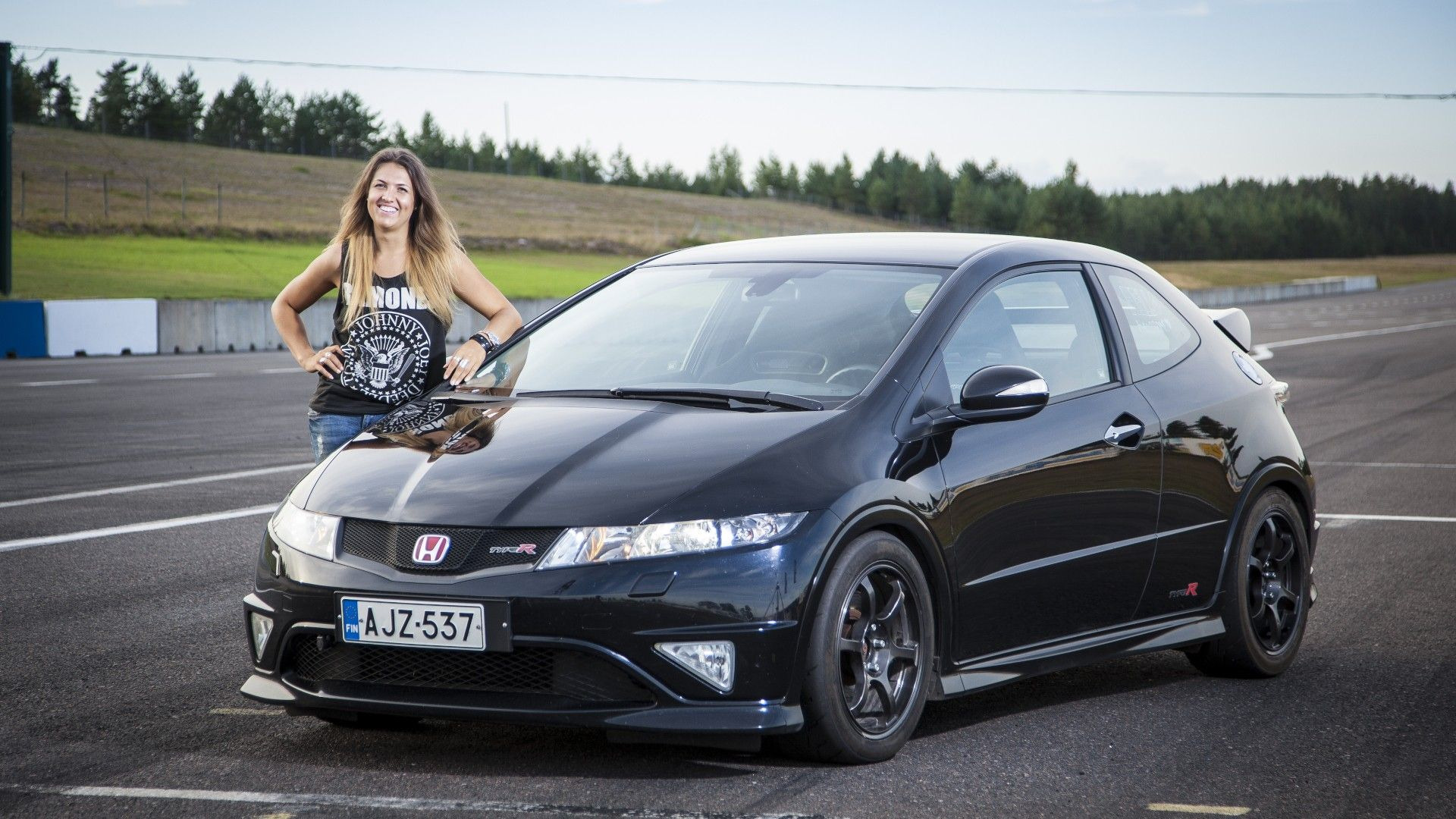 Virittäjät • Kausi 4 • 6 - Taru Mickos - Honda Civic Type R -08 | Ruutu