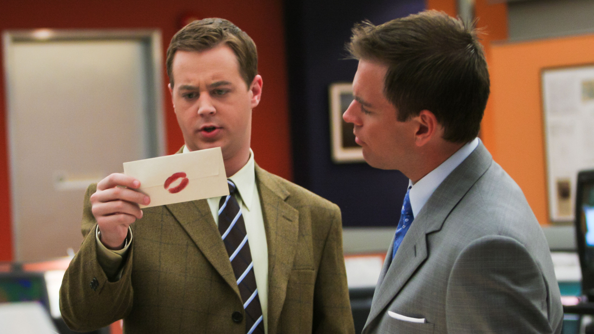 Navy NCIS: Naval Criminal Investigative Service • Kausi 2 • 22 - SWAK ...