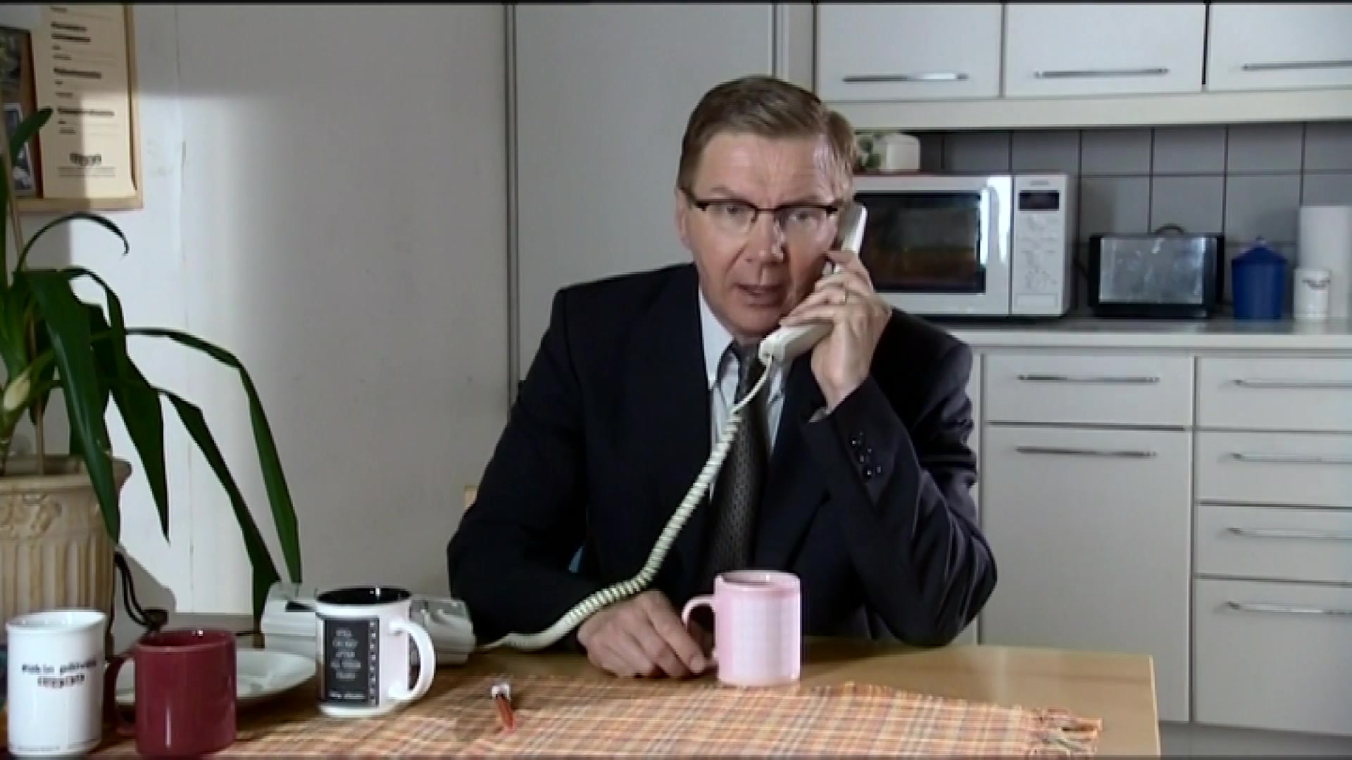 Ou Nou! • Kausi 1 • 1 - Jorma täyttää pyöreitä | Ruutu