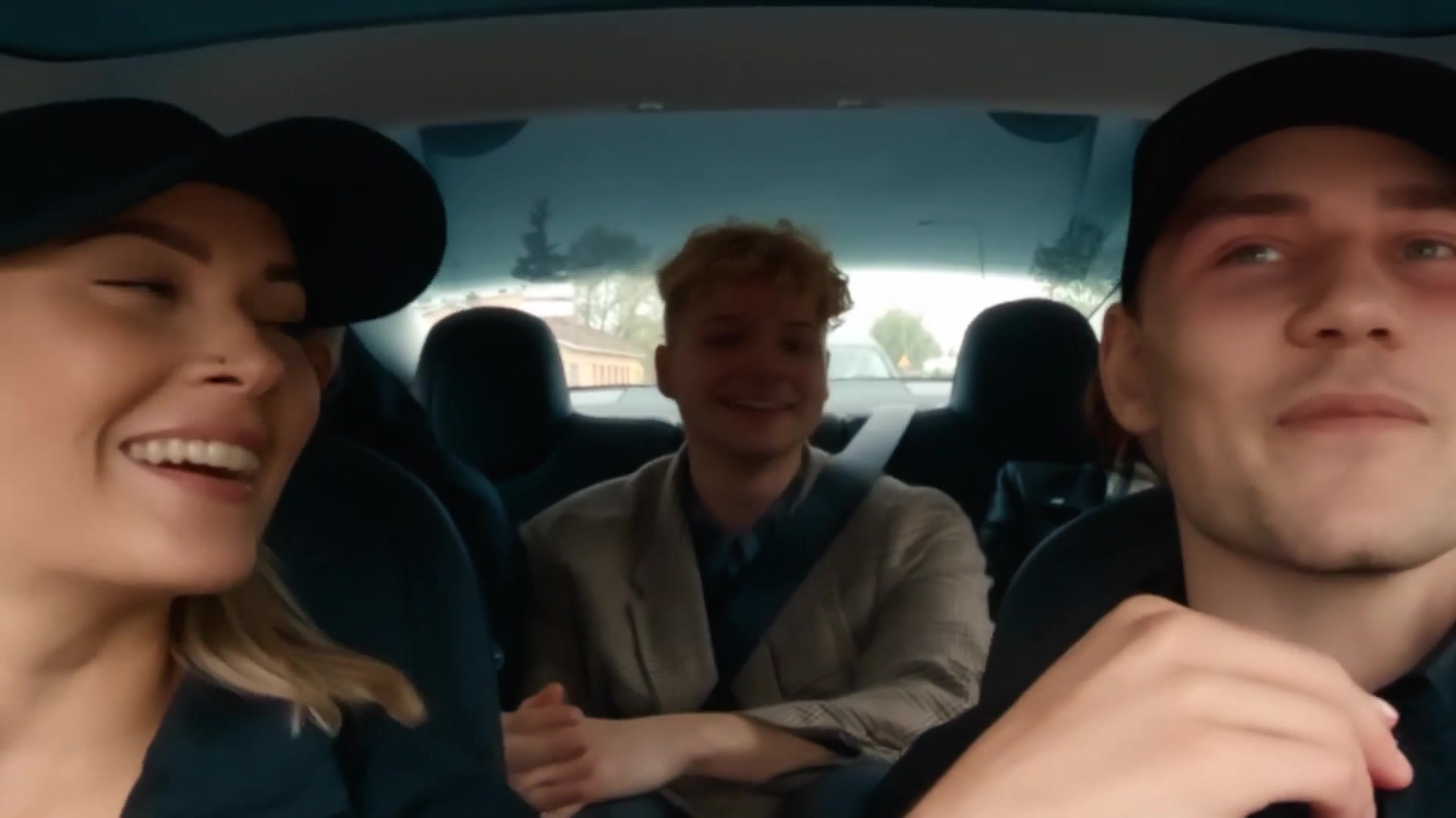 Daniel Ahola: Poliisia ja rosvoa • Kausi 1 • 3 - Valeasujen mestarit ...