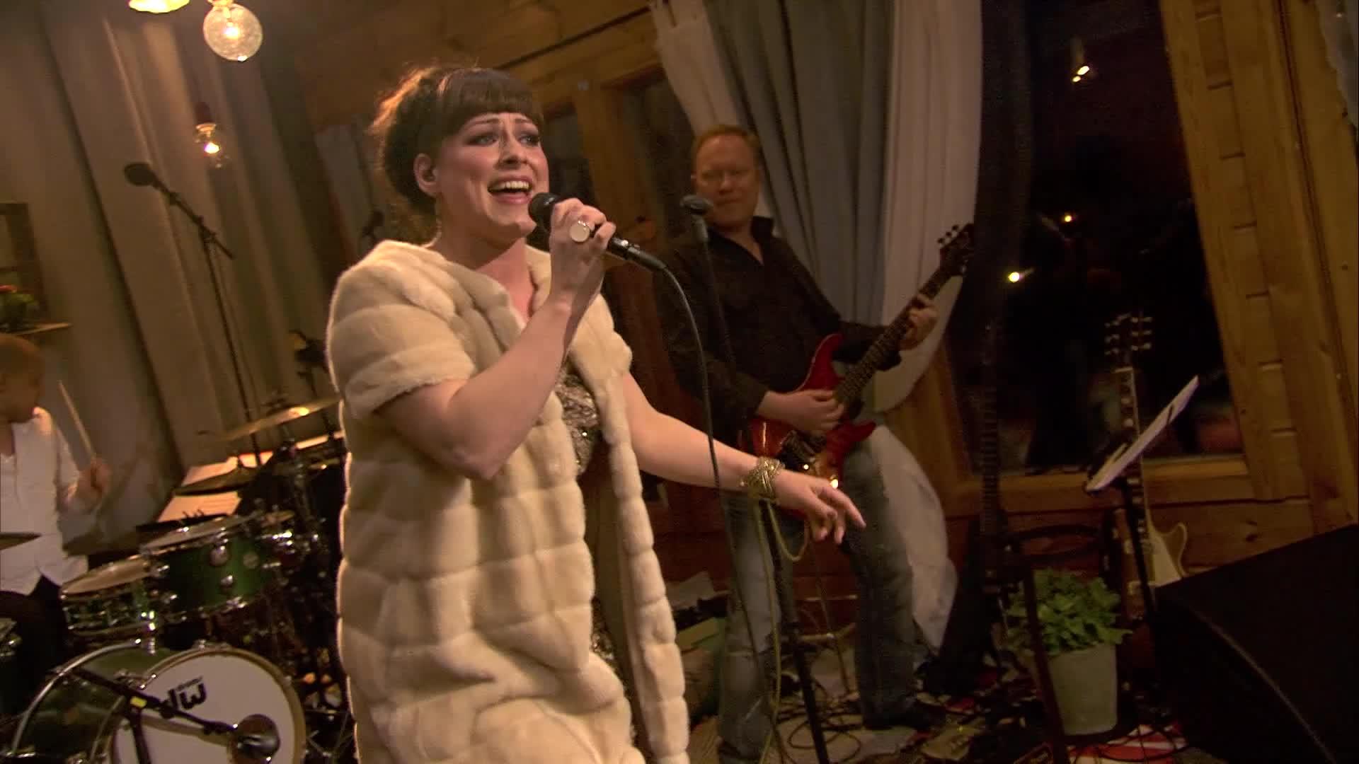 Muistatko vielä tämän? Erinin Cheek-tulkinta yllätti ensimmäisellä Vain ...