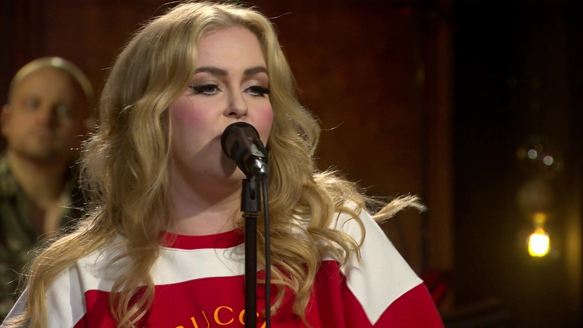 Ellinooran Riks Raks Poks on folk-rappia parhaimmillaan: ”Huumori tekee ...