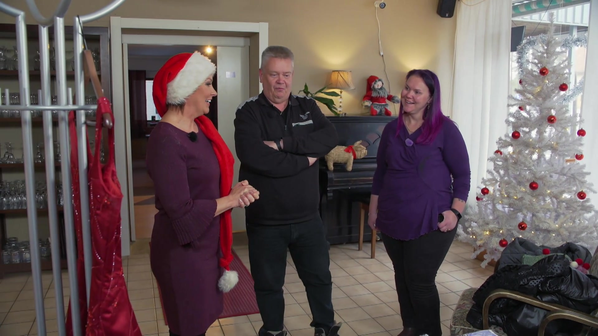 Suomen huutokauppakeisari • Kausi 11 • 17 - Suomen huutokauppakeisarin ...