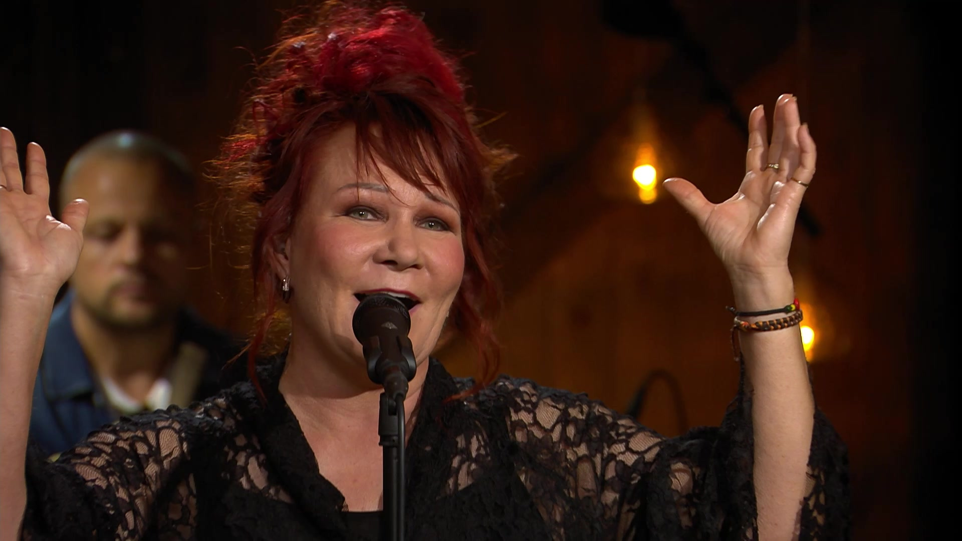 Viikon ennakkobiisi! Virve Rosti päivitti CMX-klassikon tarttuvalla ...