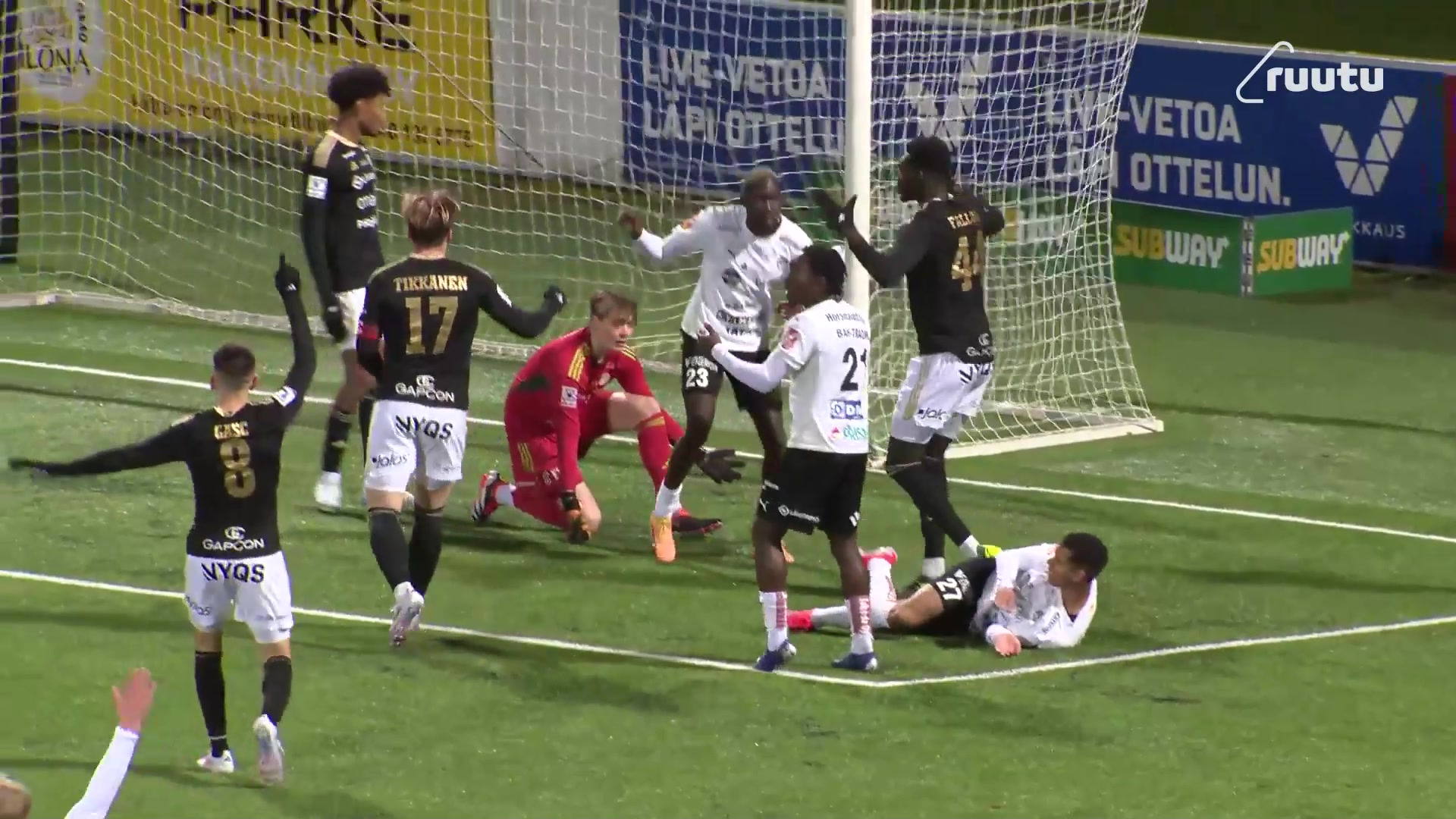 Haka nousee kantapäämaalilla tasoihin - Maissa Fall yllättää tempullaan ...