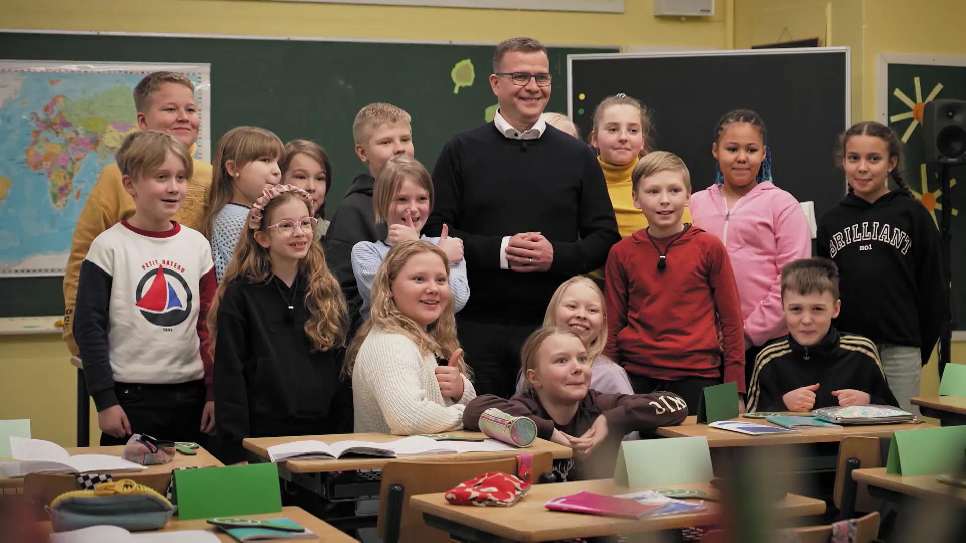 Luokan edessä • Kausi 1 • 1 - Luokan edessä: Petteri Orpo | Ruutu